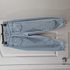 Gianni Bini | Jeans | Nwt Gianni Bini Bea Tapered Denim Jean Sz 28 ...